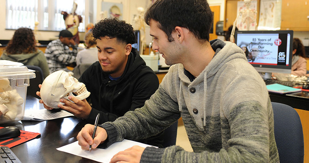 Contact the Financial Aid Office | Admissions & Aid